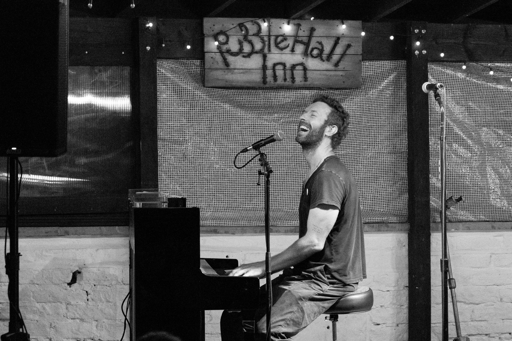 Chris Martin @ The Puzzle – Puzzle Hall Inn