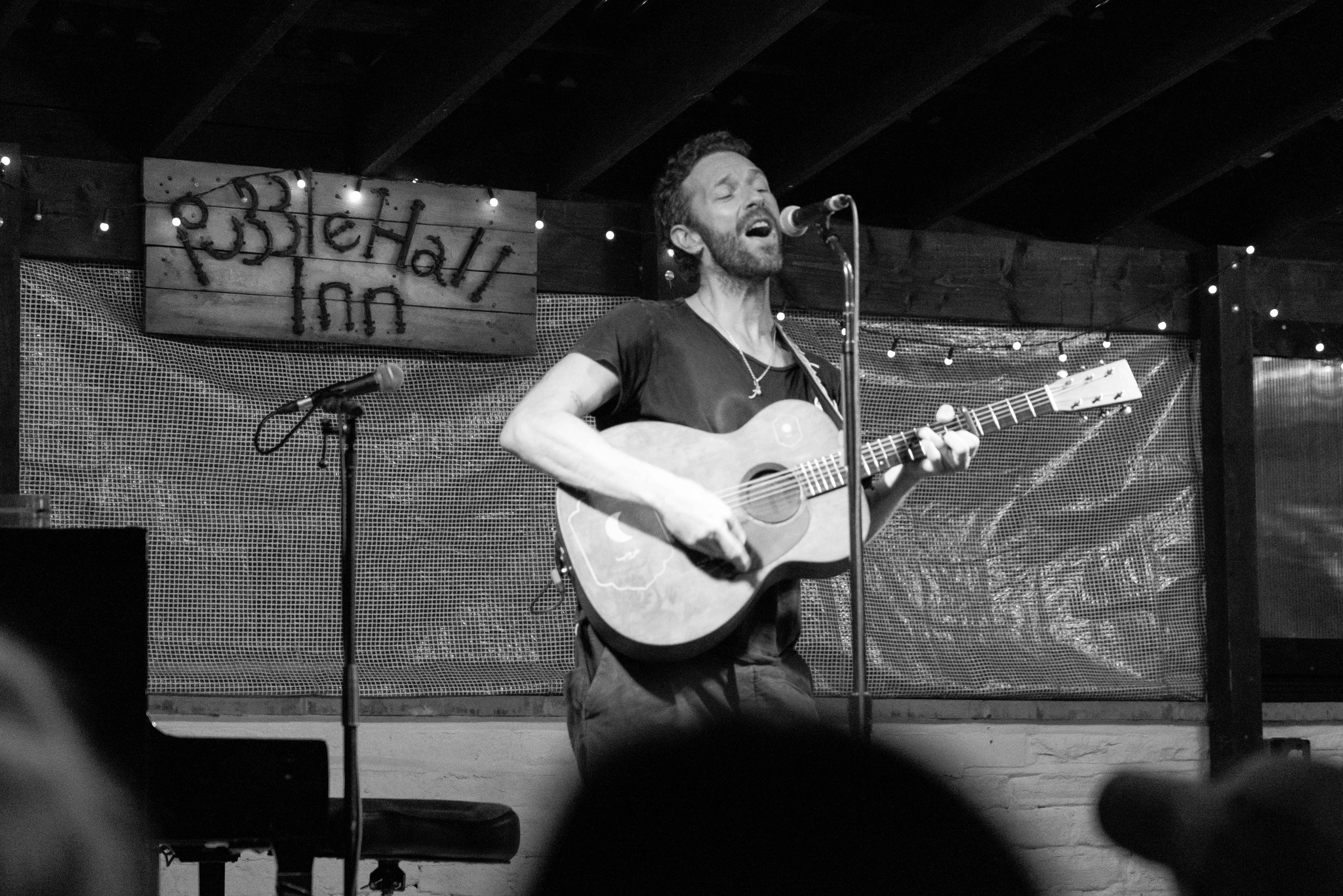 Chris Martin @ The Puzzle – Puzzle Hall Inn